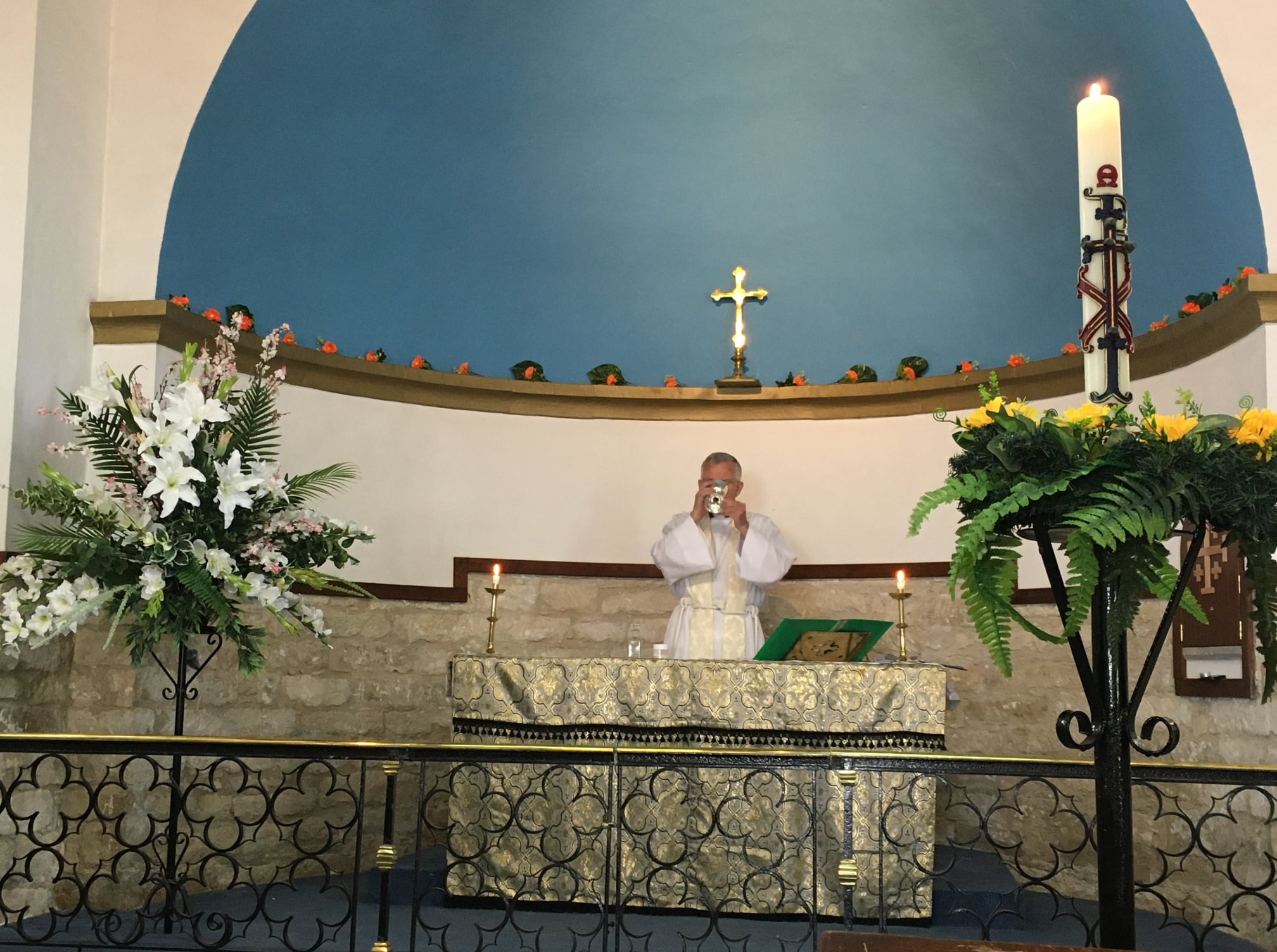 Worship – The Anglican Church of St Barnabas in Limassol, Cyprus